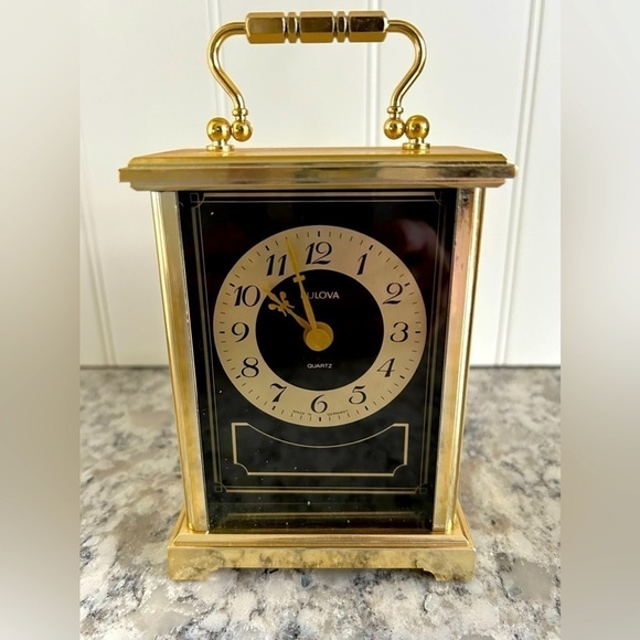 Bulova | Accents | Vintage Bulova Quartz Carriage Mantle Desk Clock ...